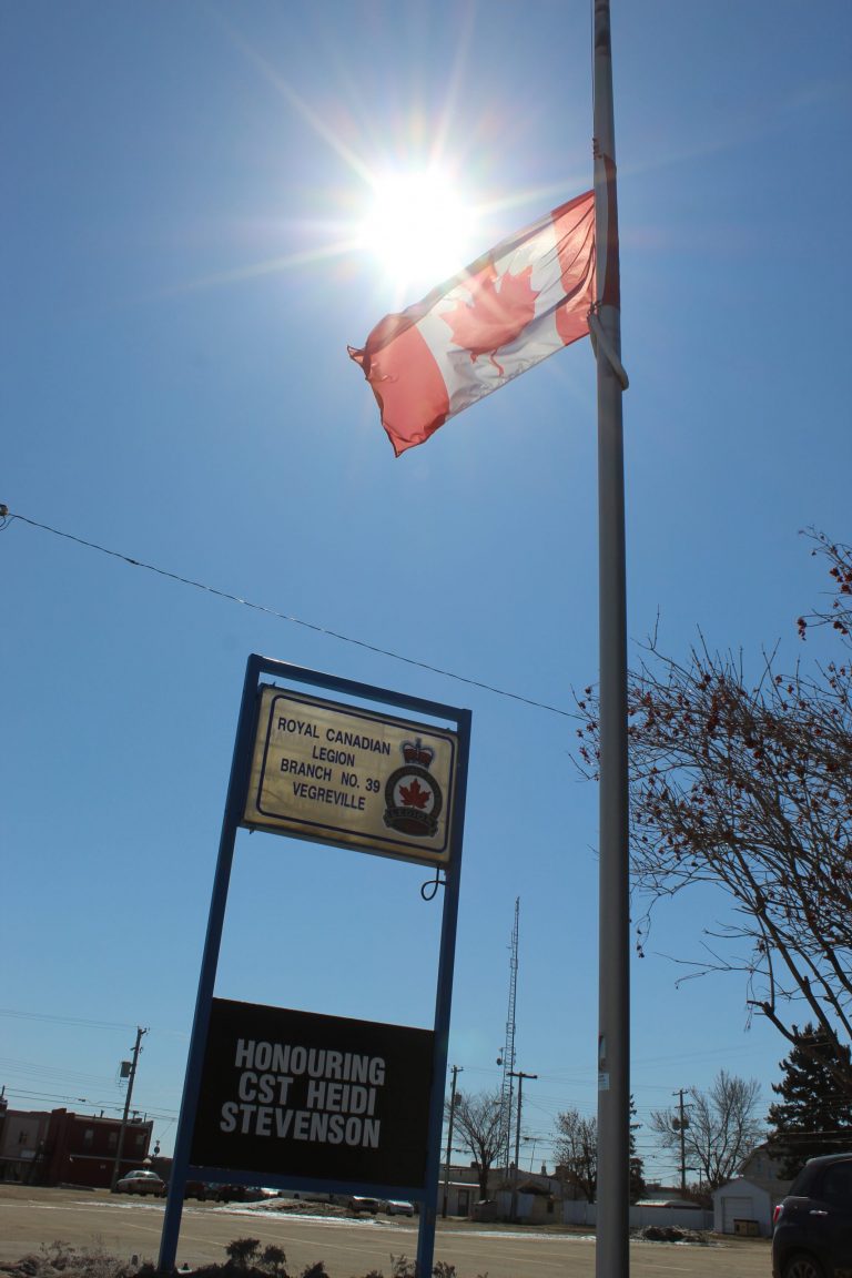 Vegreville Pays Respect to Fallen Officer – News Advertiser